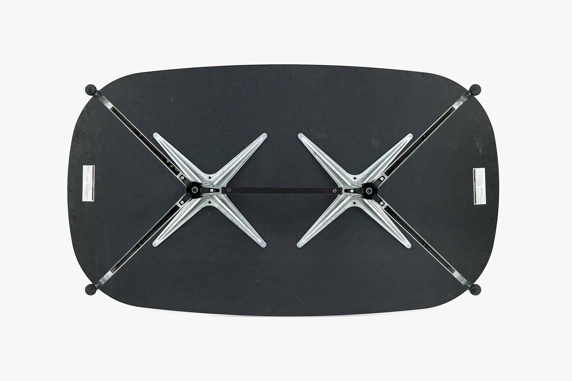 ET251 Oval Segmented Eames Conference Table