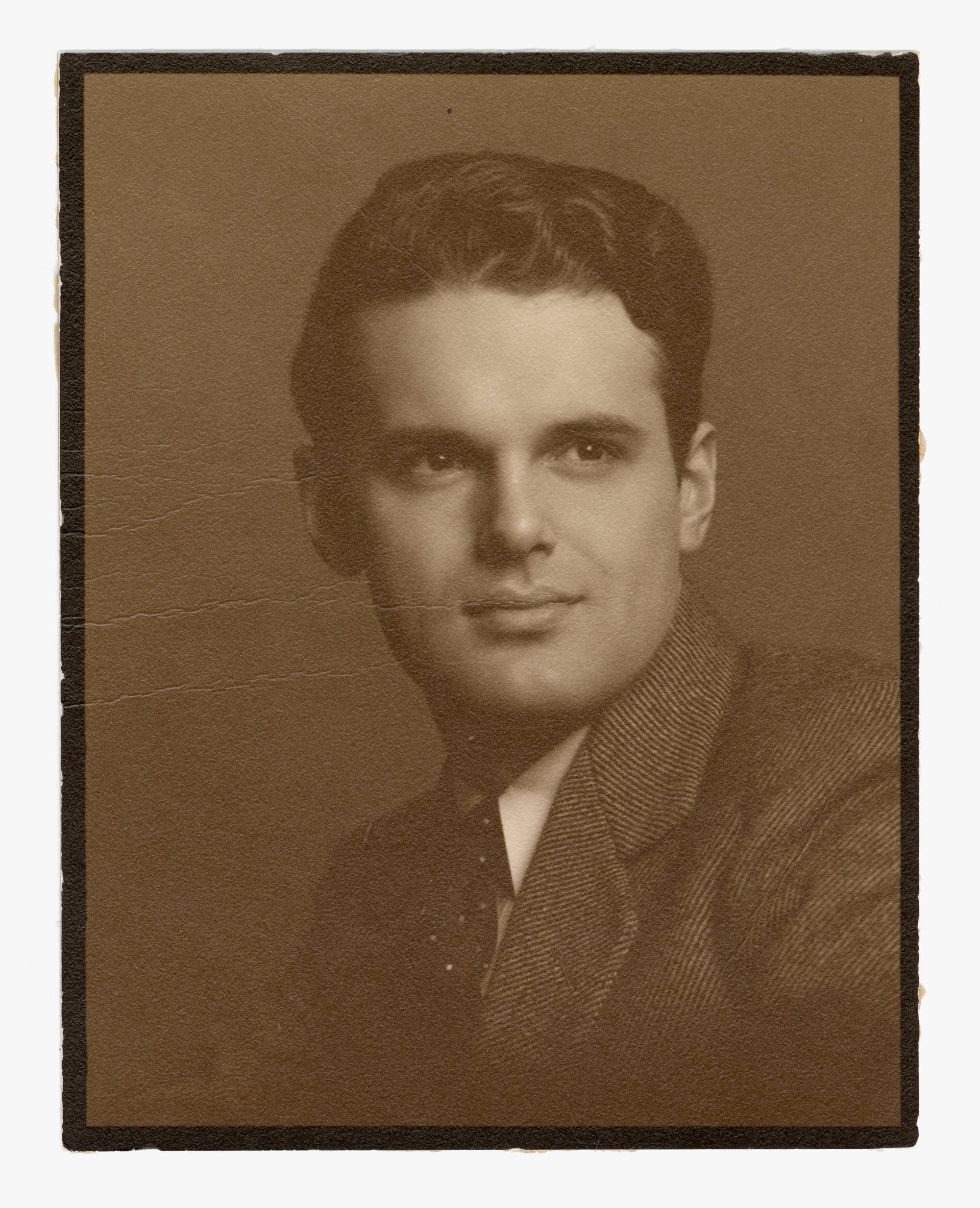 Charles Eames, Washington University, 1925